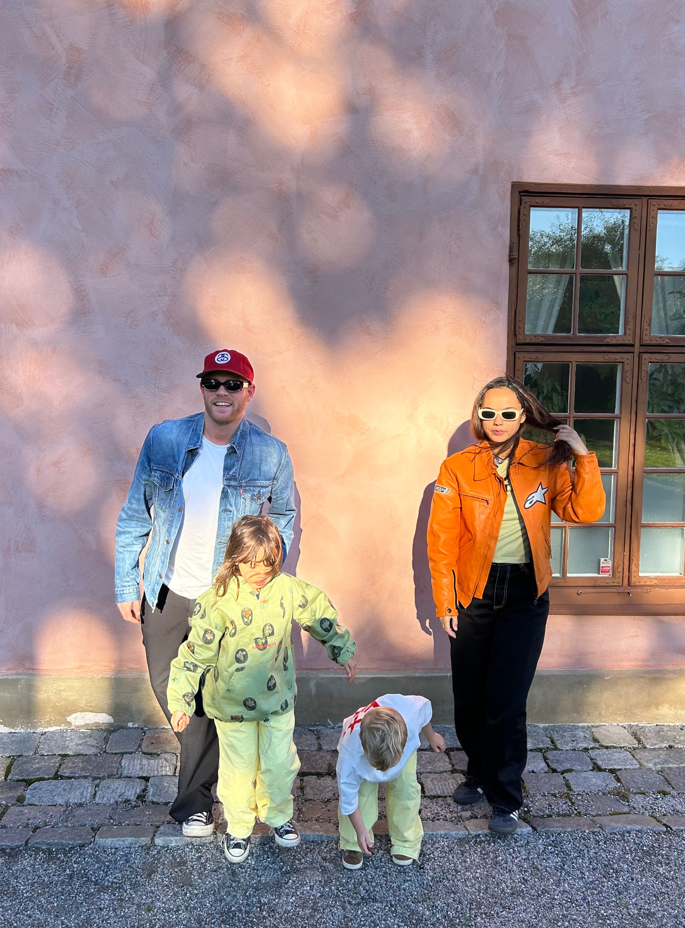 Alice, Angus, Sienna + Oskar – EXTRA-EXTRA